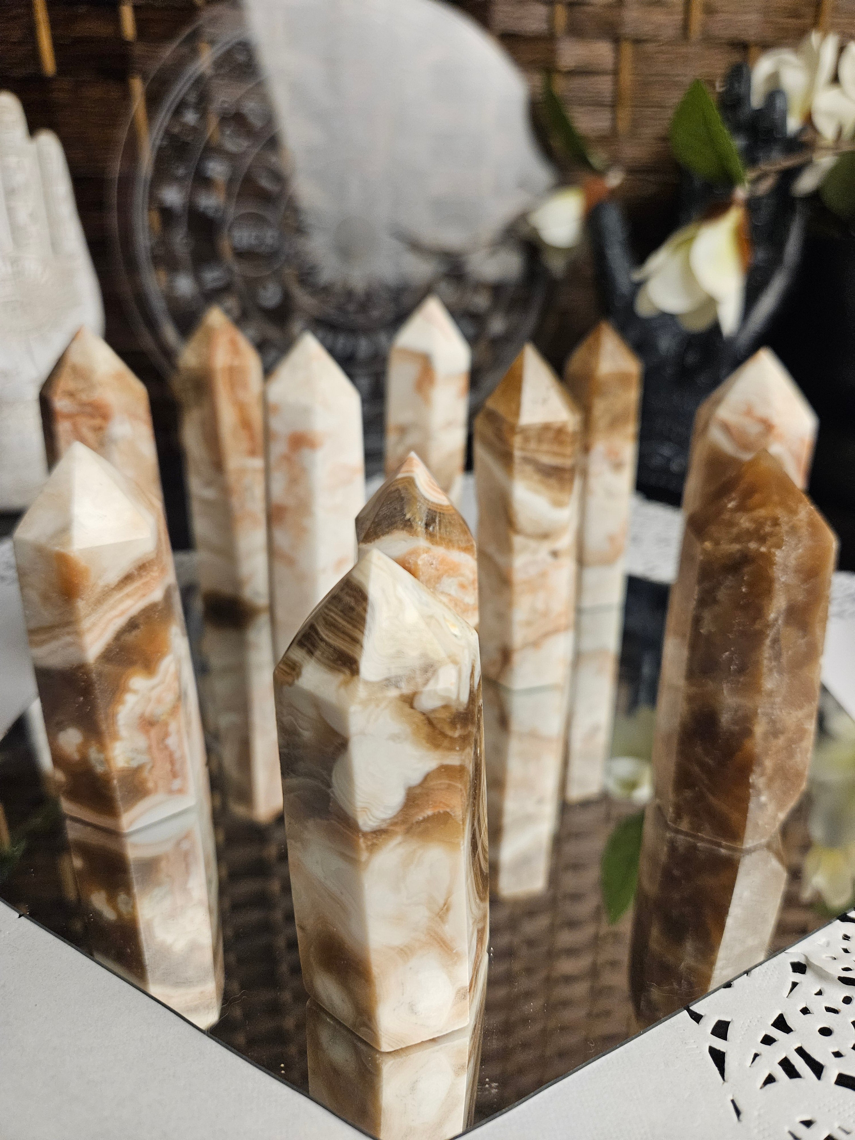 Banded Calcite Points – Cthulhus Crystals